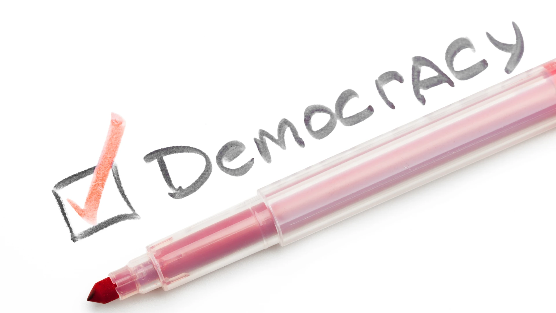 Direct and Representative Democracy: comparison of features